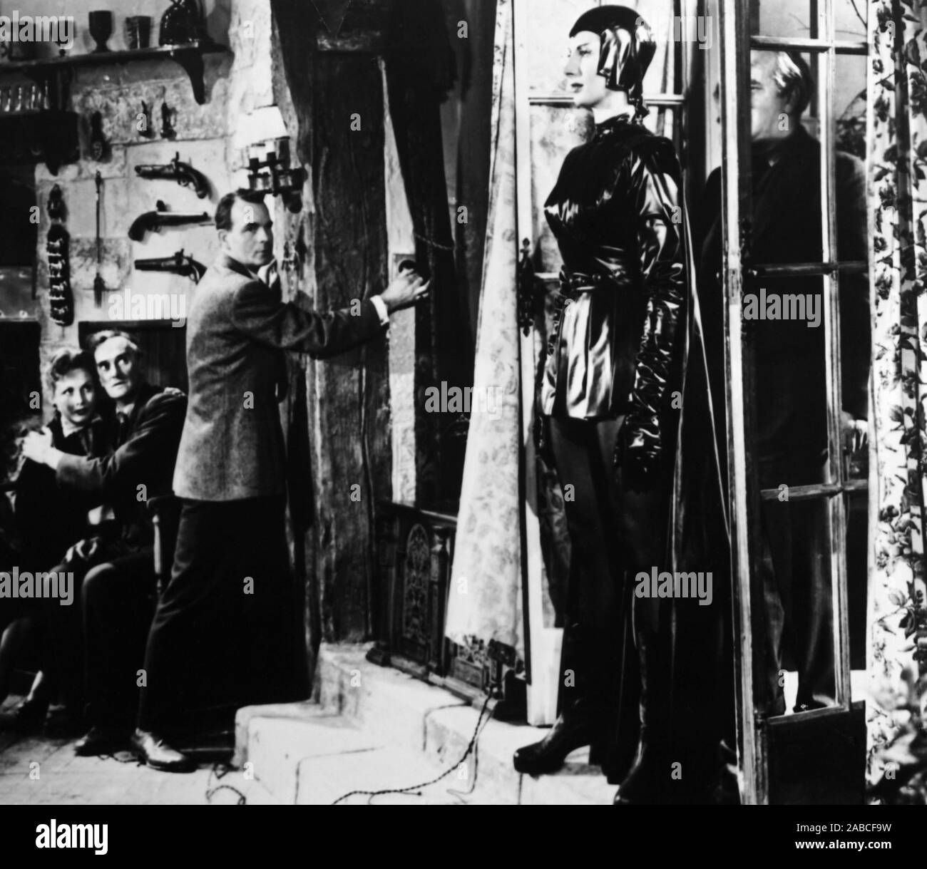 DEVIL GIRL FROM MARS, from left: Hazel Court, Peter Reynolds, Hugh ...