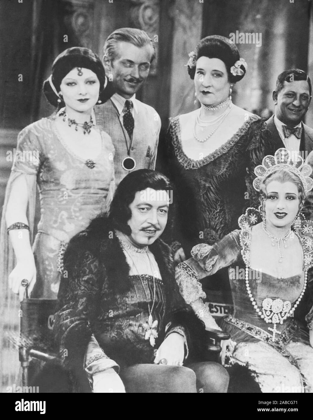 DON JUAN, front from left: Warner Oland, Estelle Taylor, rear from left ...