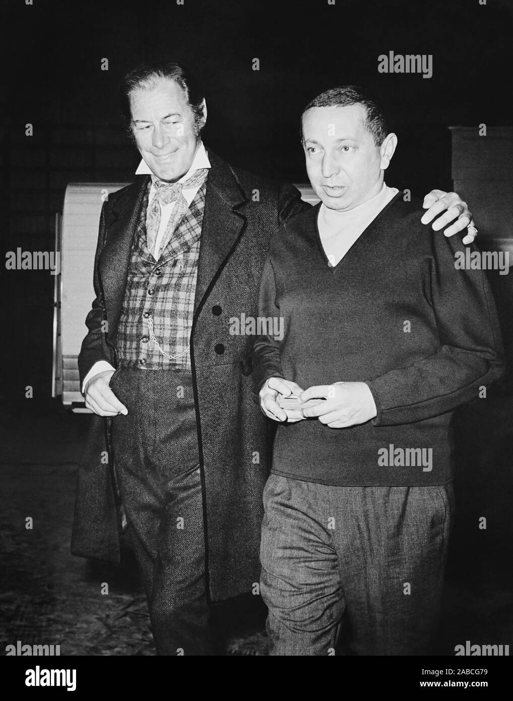 DOCTOR DOLITTLE, from left: Rex Harrison, producer Arthur Jacobs on set ...