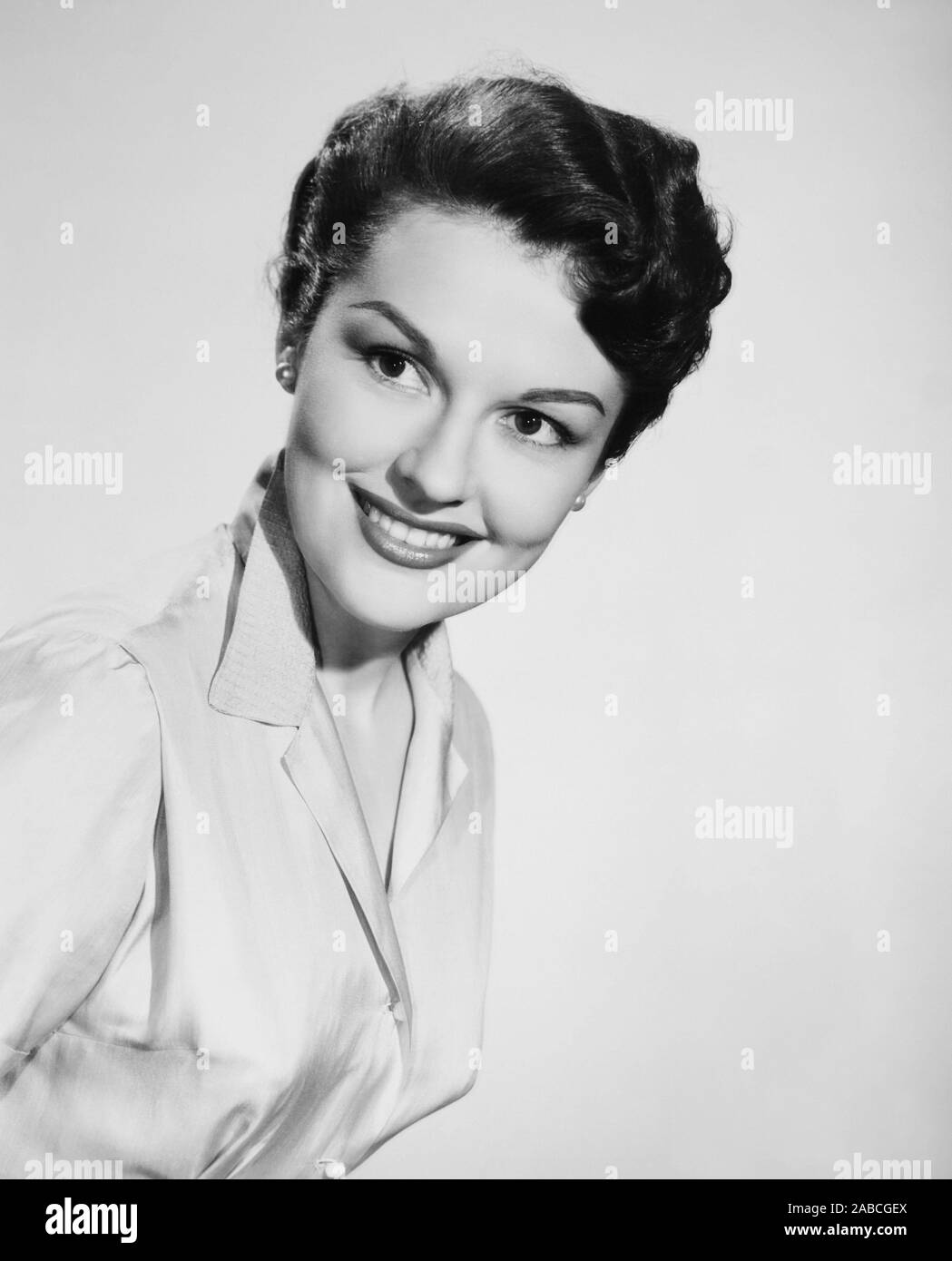 DRIVE A CROOKED ROAD, Dianne Foster, 1954 Stock Photo - Alamy