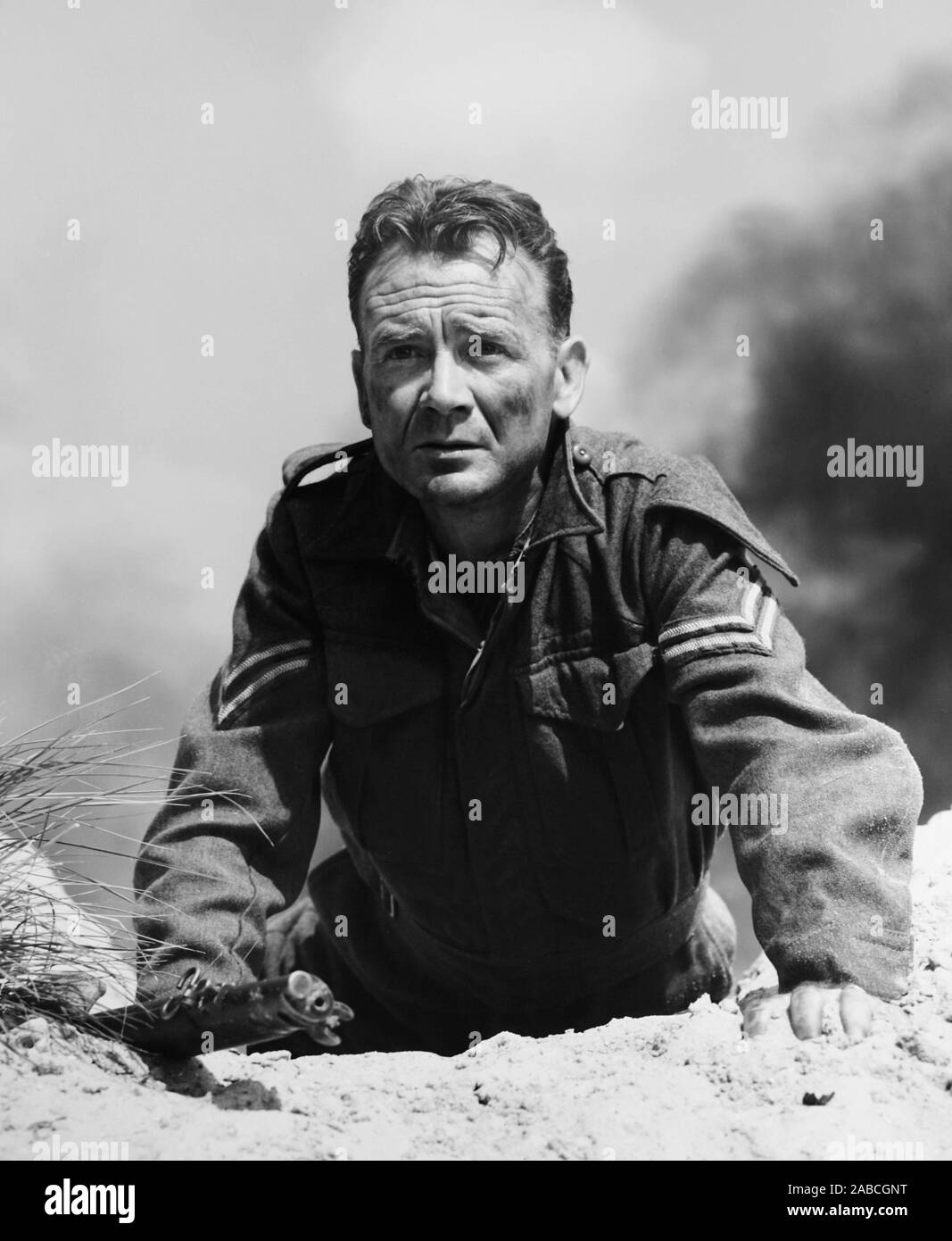 DUNKIRK, John Mills, 1958 Stock Photo - Alamy
