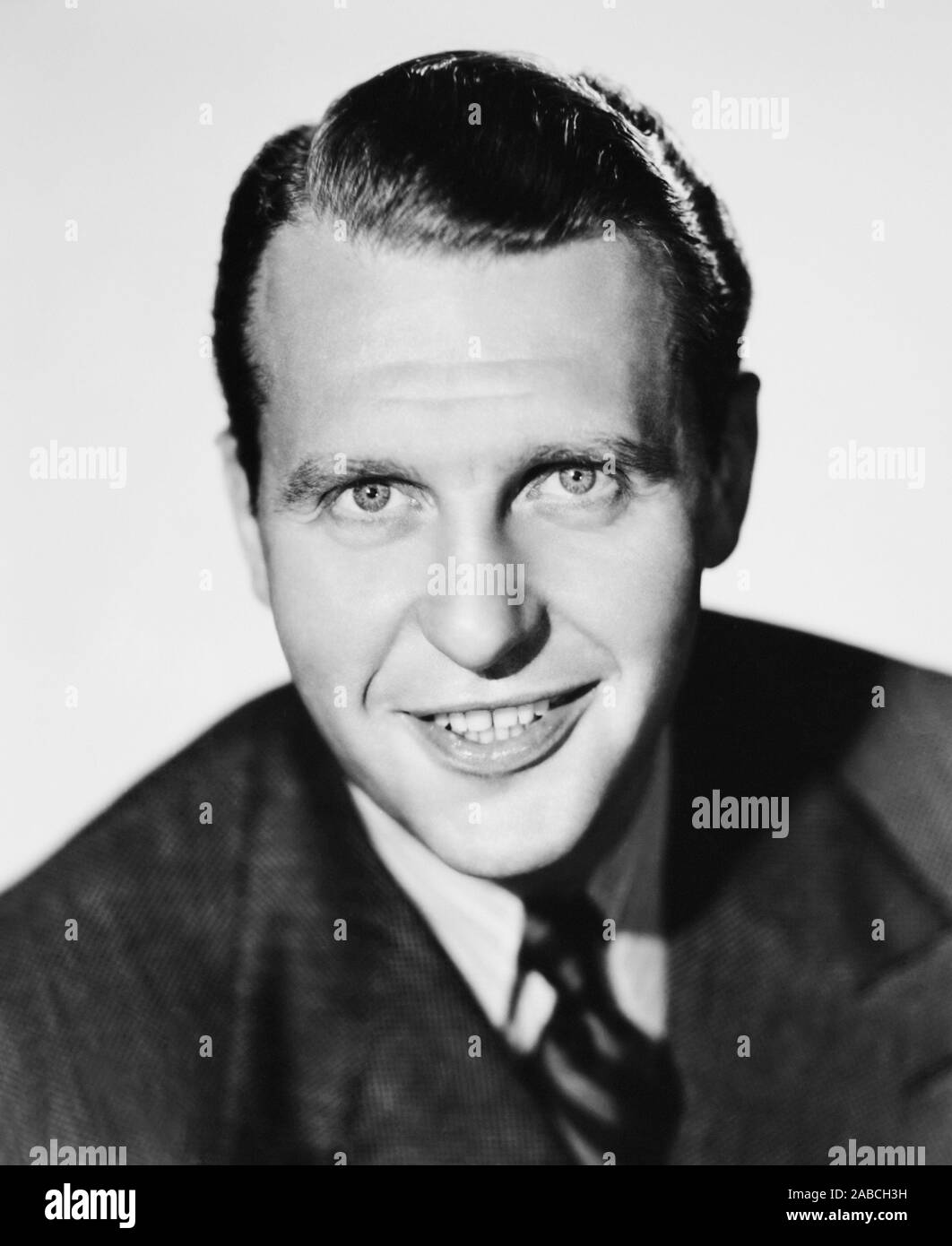 ELLERY QUEEN AND THE PERFECT CRIME, Ralph Bellamy, 1941 Stock Photo - Alamy