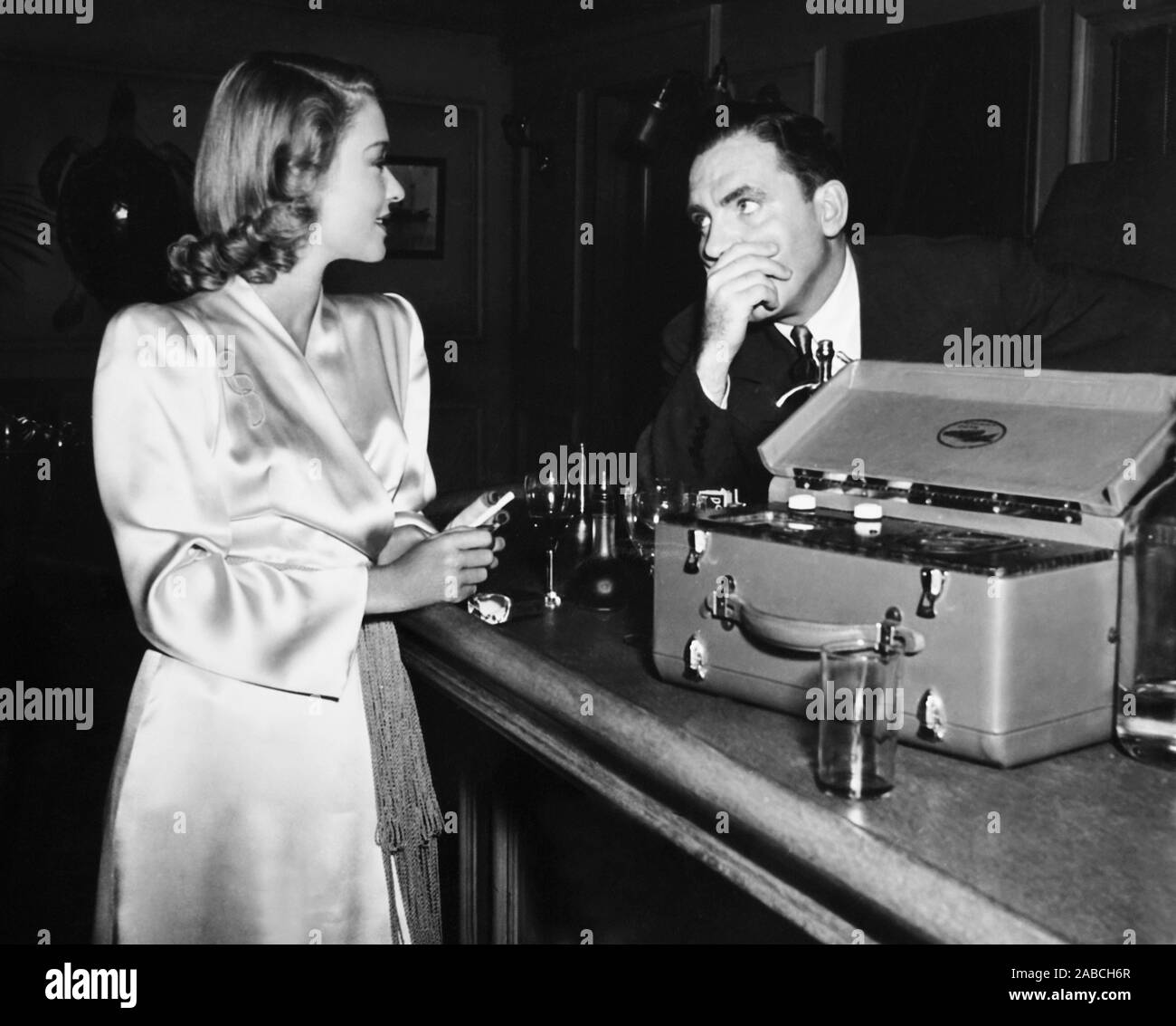 ESCAPE TO GLORY, from left: Constance Bennett, Pat O'Brien on set, 1940 ...