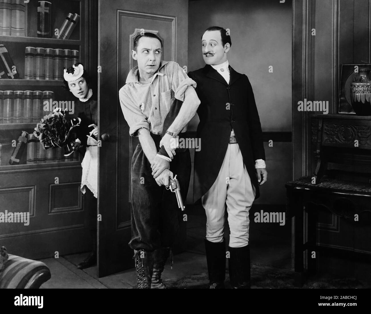 EXIT SMILING, from left: Beatrice Lillie, Franklin Pangborn, William ...