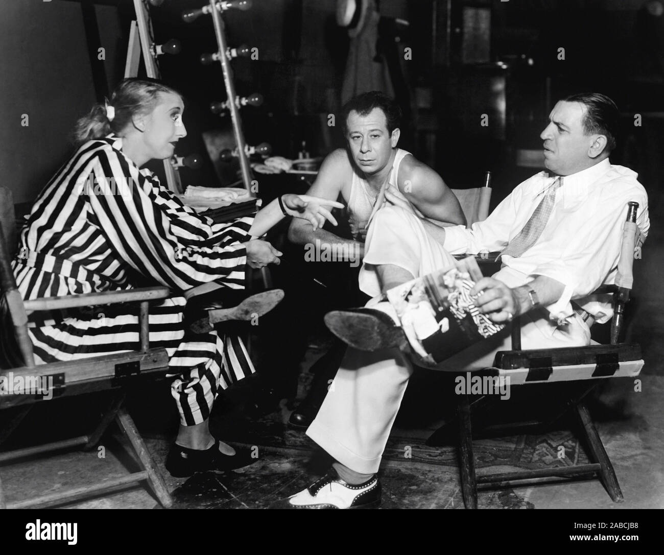 FLYING HIGH, from left: Charlotte Greenwood, Bert Lahr, director ...