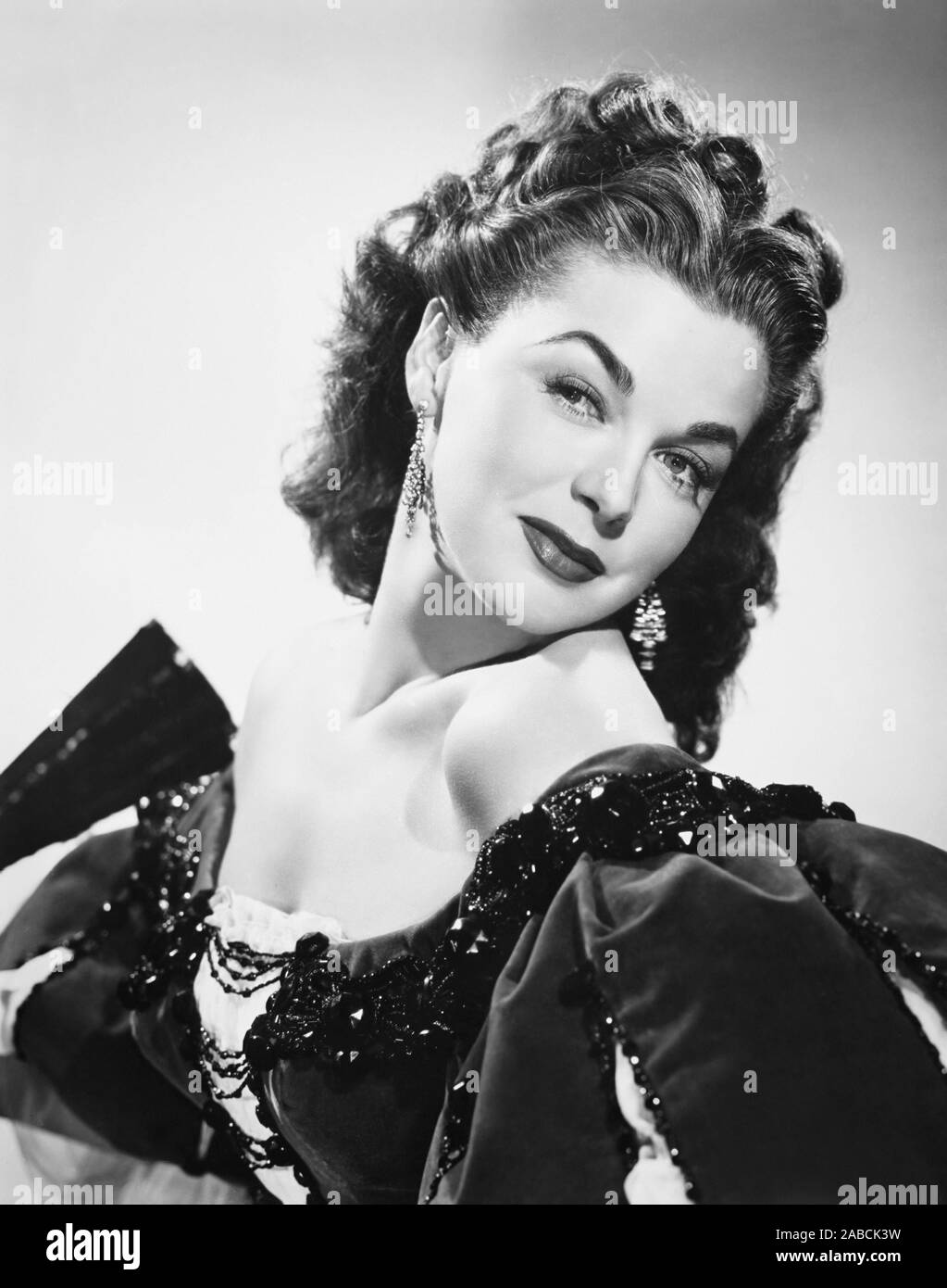 THE GALLANT BLADE, Marguerite Chapman, 1948 Stock Photo - Alamy