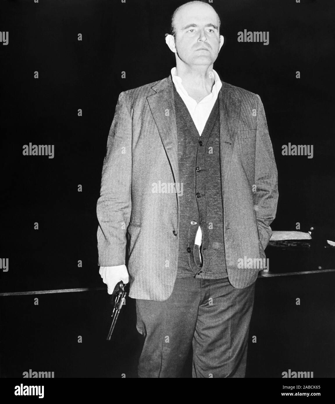 THE FRIENDS OF EDDIE COYLE, Peter Boyle, 1973 Stock Photo - Alamy