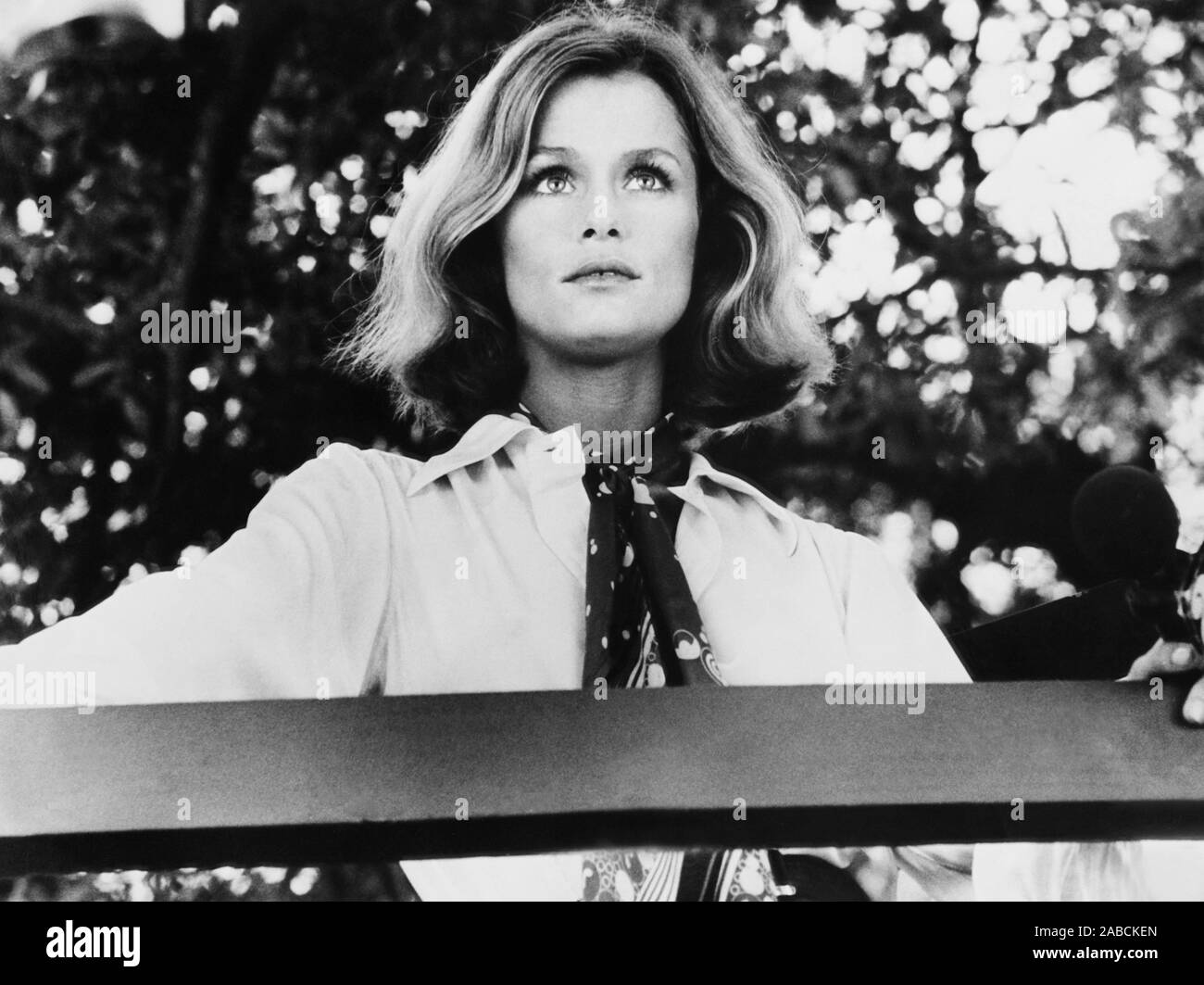 GATOR, Lauren Hutton, 1976 Stock Photo - Alamy