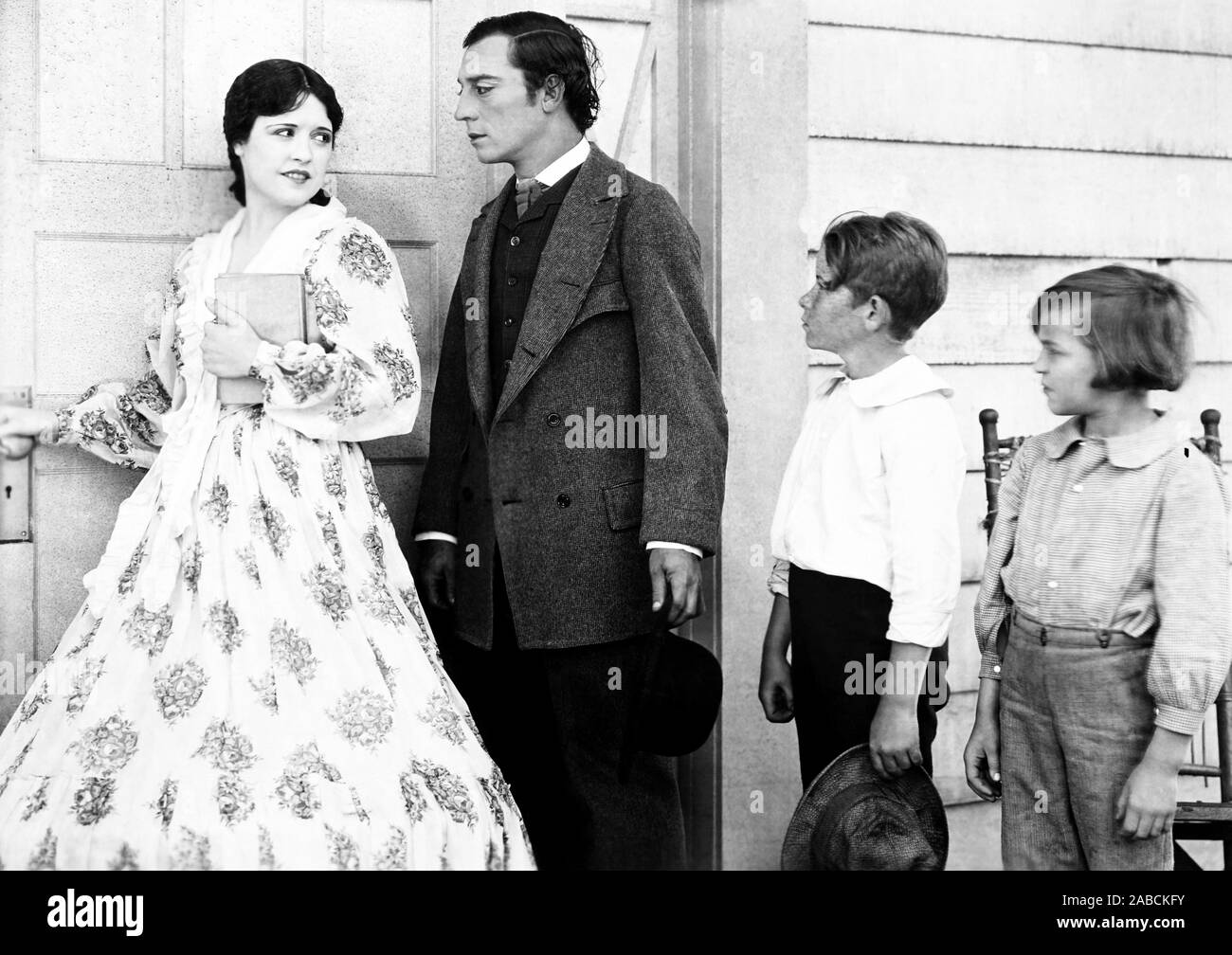 THE GENERAL, adults, from left, Marion Mack, Buster Keaton, 1927 Stock ...
