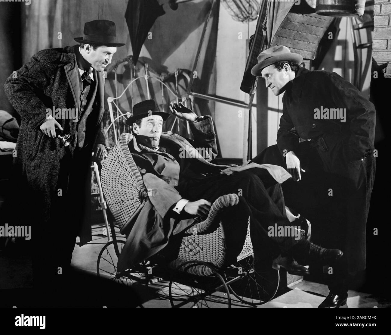 THE GORILLA, from left: Harry Ritz, Jimmy Ritz, Al Ritz, 1939, TM ...