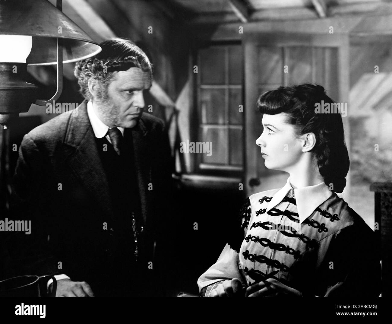 GONE WITH THE WIND, from left, Carroll Nye, Vivien Leigh, 1939 Stock ...