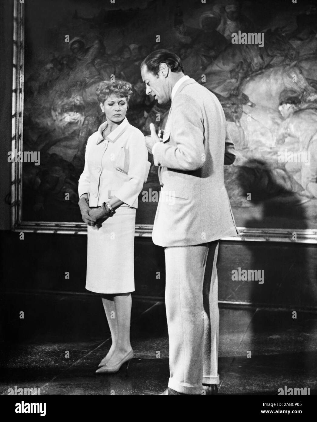 THE HAPPY THIEVES, from left: Rita Hayworth, Rex Harrison, 1961 Stock ...