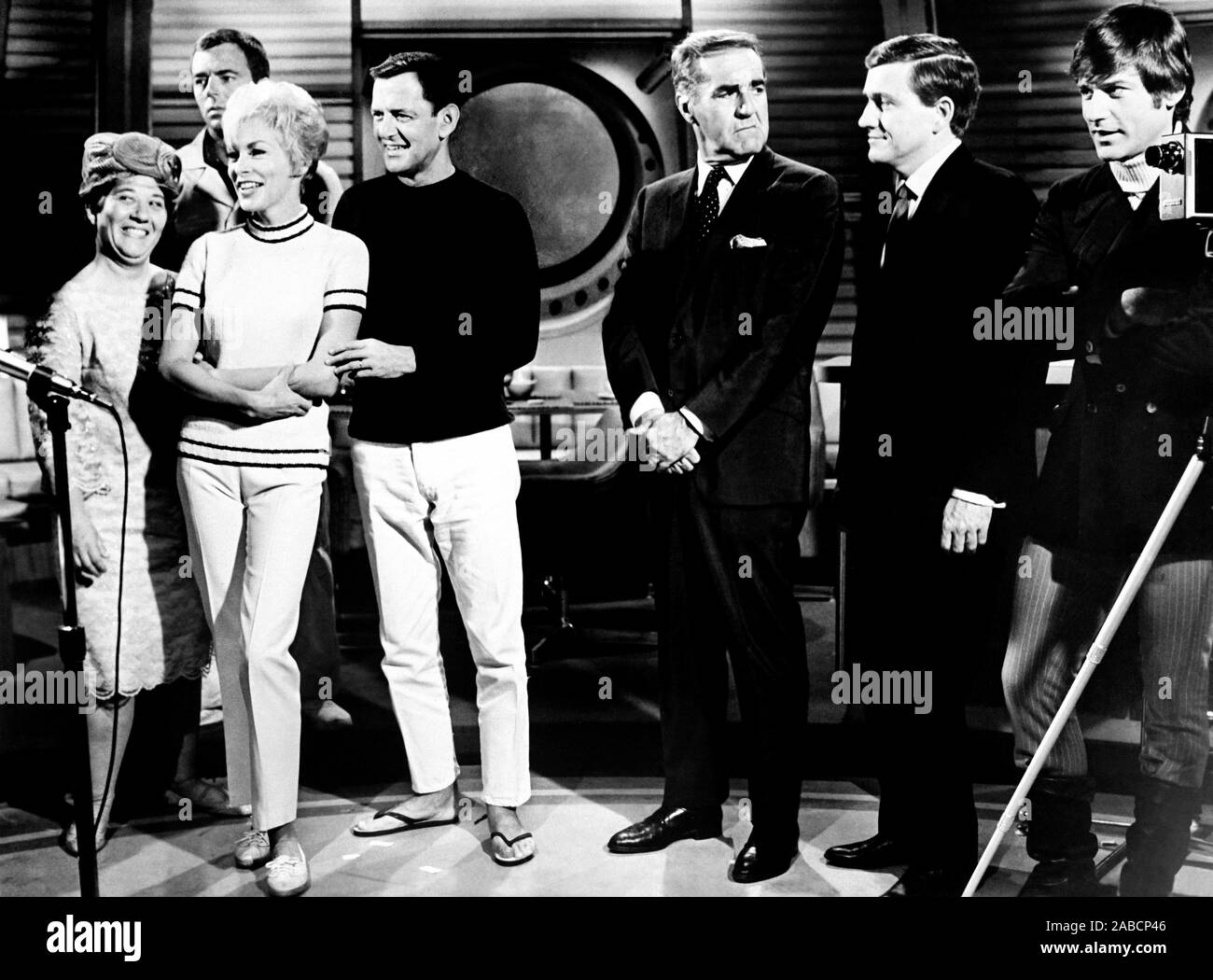 HELLO DOWN THERE, from left, Charlotte Rae, Ken Berry, Janet Leigh ...