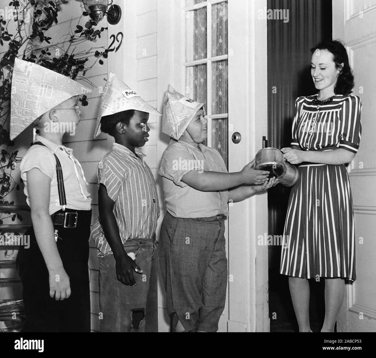 HELPING HANDS, from left: Billy "Froggy' Laughlin, Billie 'Buckwheat ...