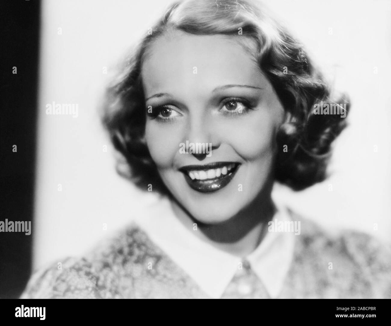 HERITAGE OF THE DESERT, Sally Blane, 1932 Stock Photo - Alamy