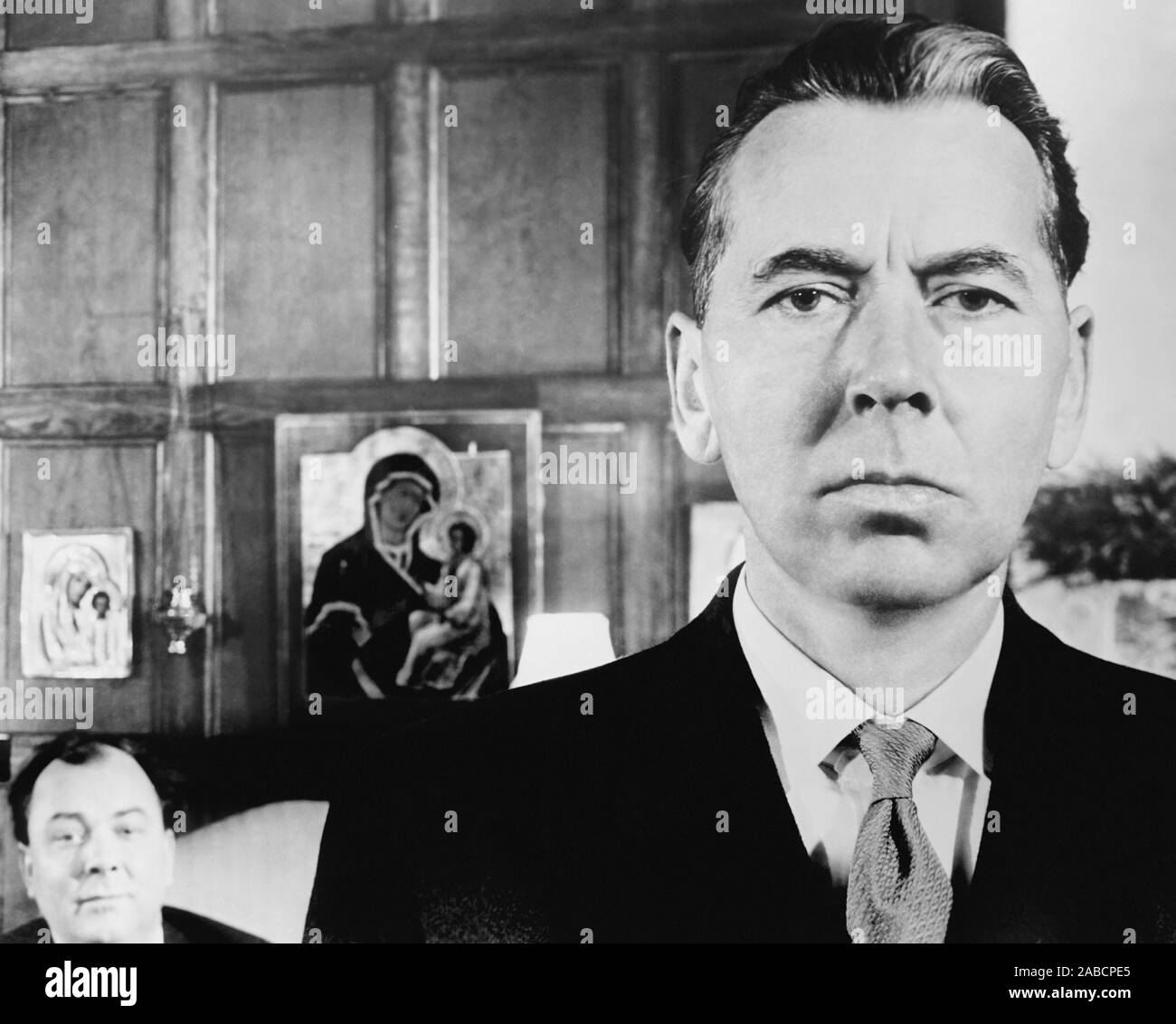 HIDDEN FEAR, Alexander Knox, 1957 Stock Photo - Alamy