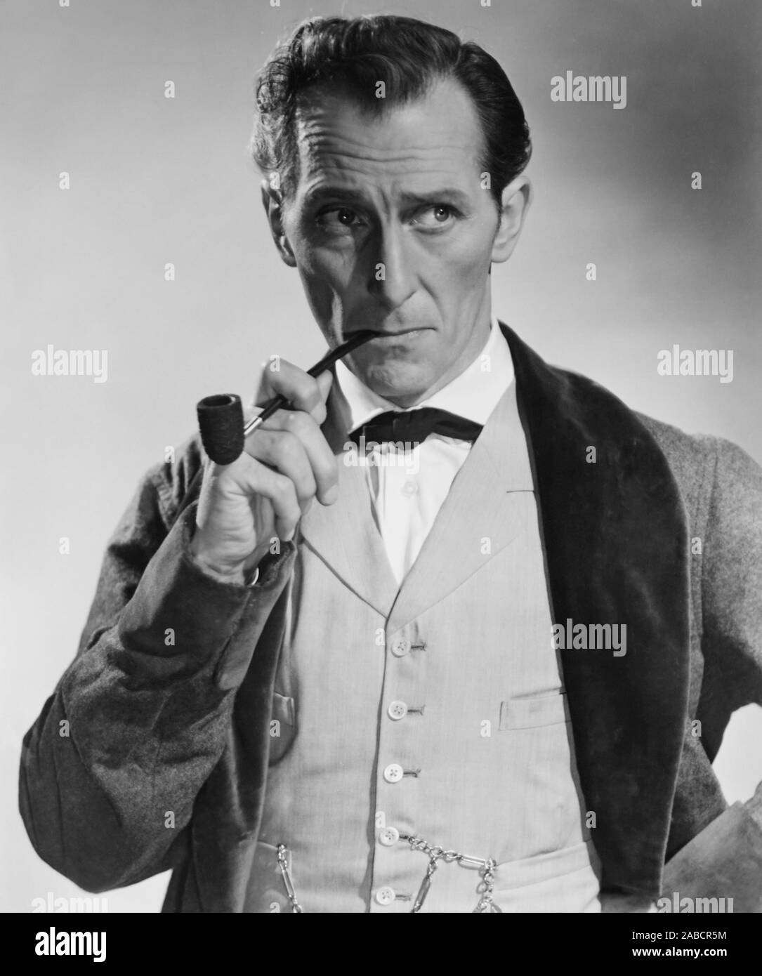 THE HOUND OF THE BASKERVILLES, Peter Cushing, 1959 Stock Photo - Alamy