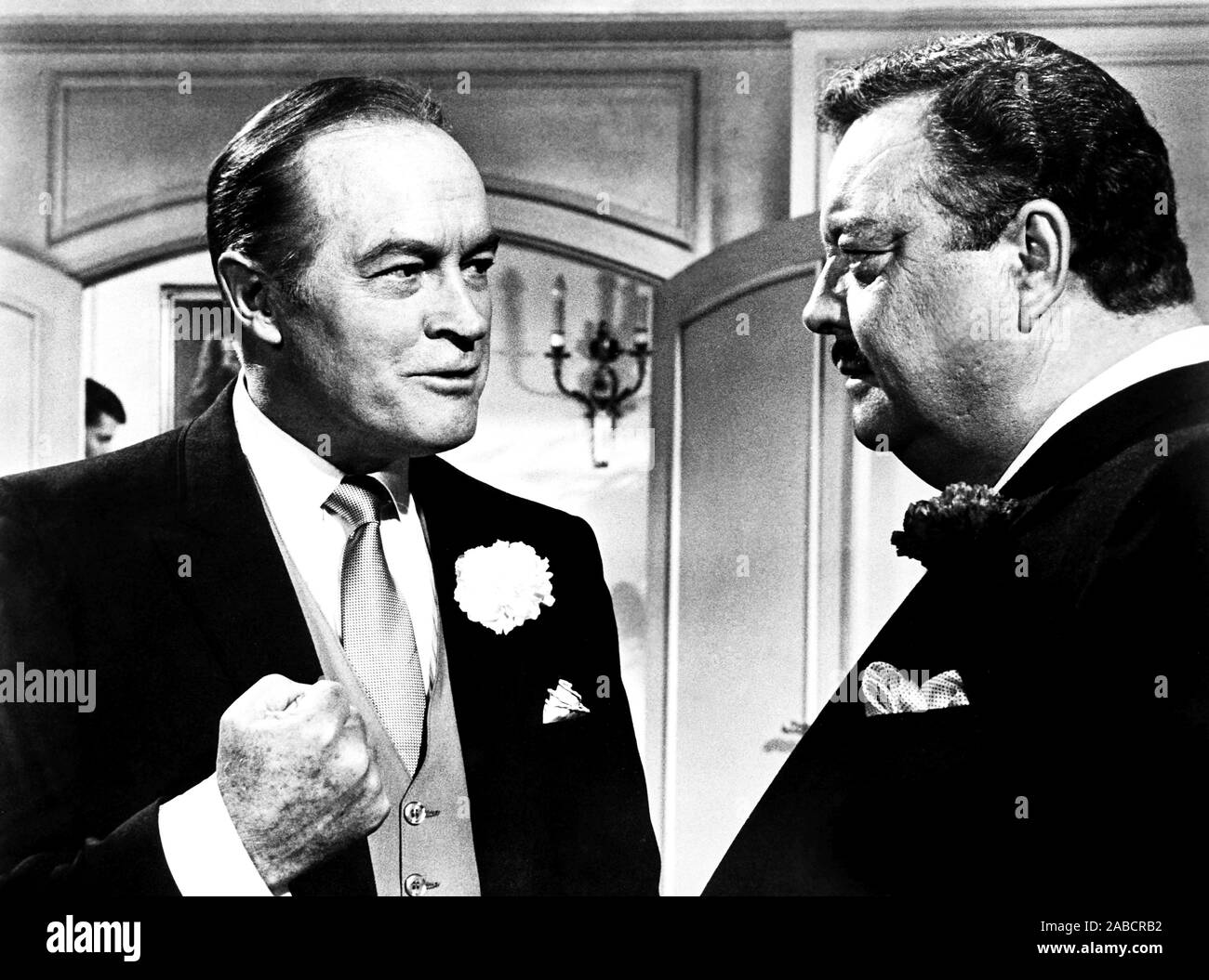 HOW TO COMMIT MARRIAGE, from left, Bob Hope, Jackie Gleason, 1969 Stock ...