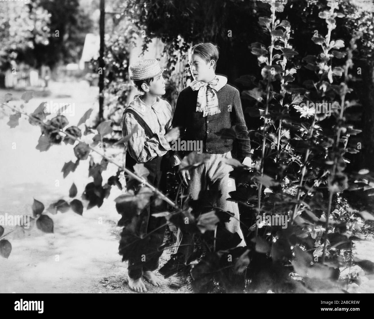 HUCKLEBERRY FINN, from left: Lewis Sargent, Gordon Griffith, 1920 Stock Photo - Alamy