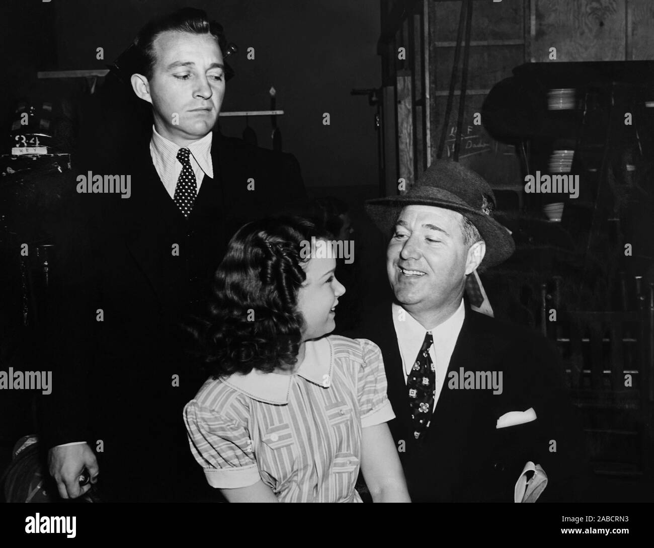 IF I HAD MY WAY, from left: Bing Crosby, Gloria Jean, director David ...