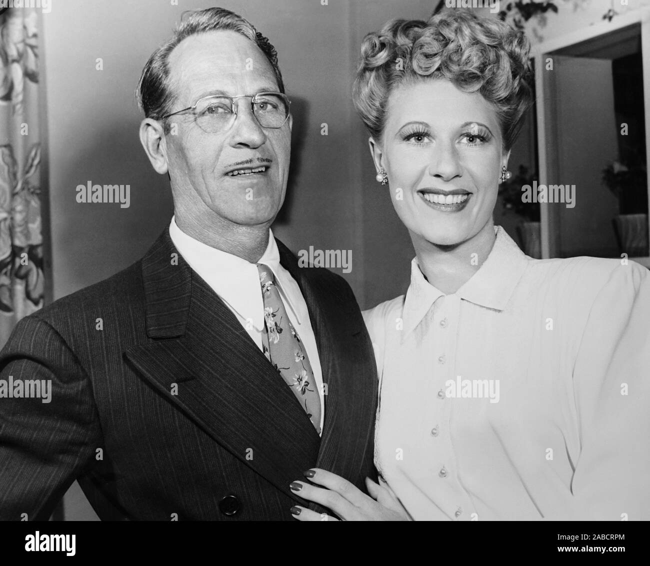 IF YOU KNEW SUSIE, Joan Davis (right) visited by her father on set ...