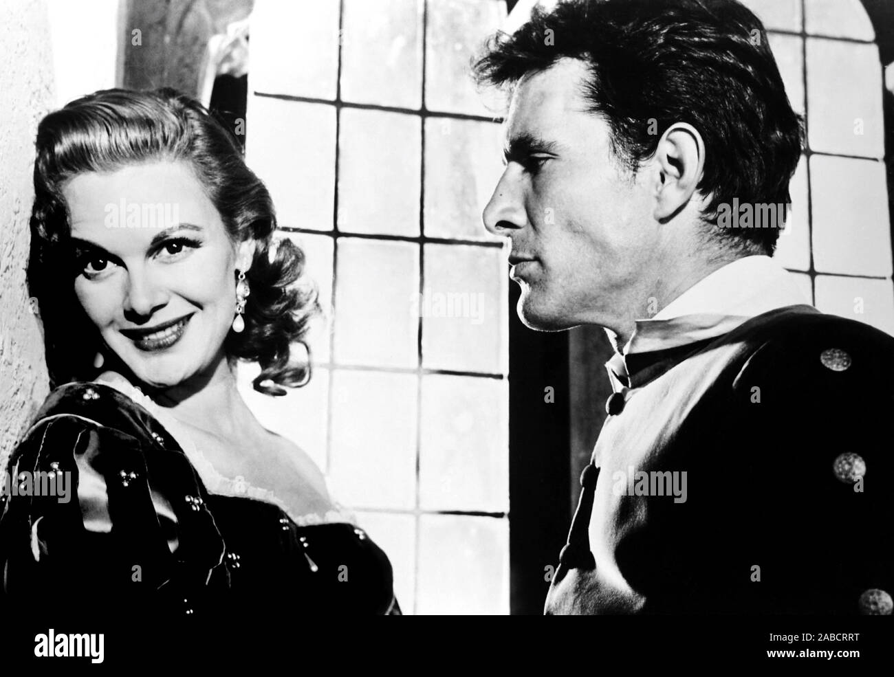 IL MANTELLO ROSSO, (aka THE RED CLOAK), from left, Patricia Medina ...