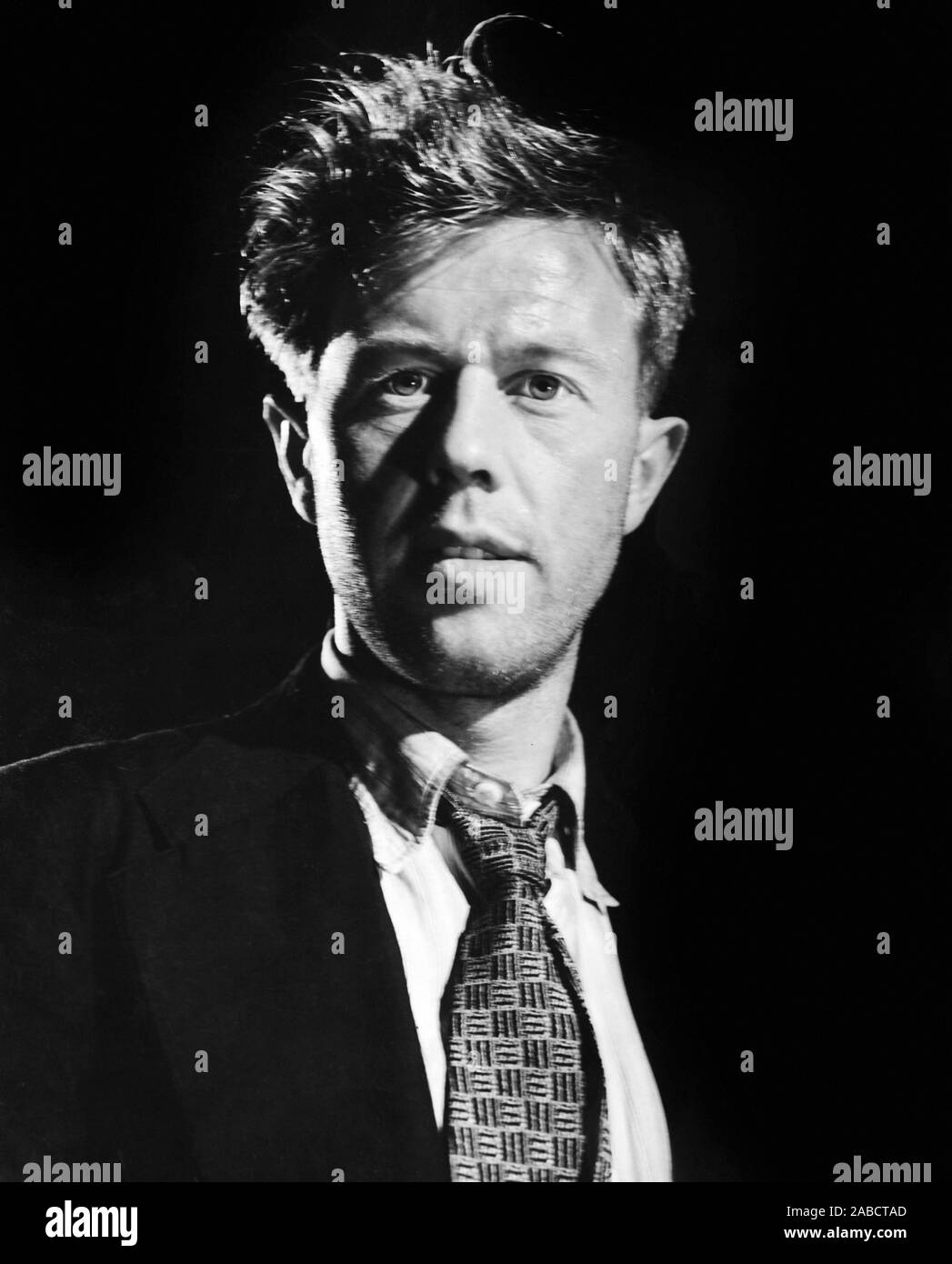 THE INTRUDER, Michael Medwin, 1953 Stock Photo - Alamy