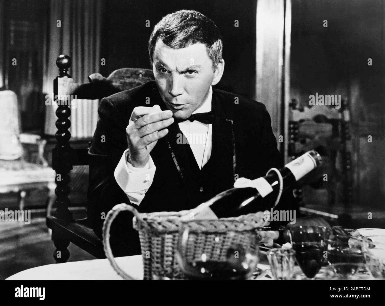 ISLAND OF THE DOOMED, (aka LA ISLA DE LA MUERTE), Cameron Mitchell ...