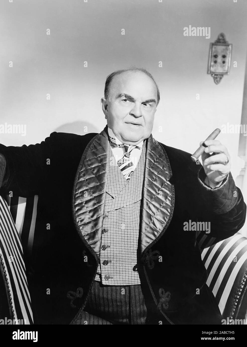 IT HAPPENED ON FIFTH AVENUE, Victor Moore, 1947 Stock Photo - Alamy