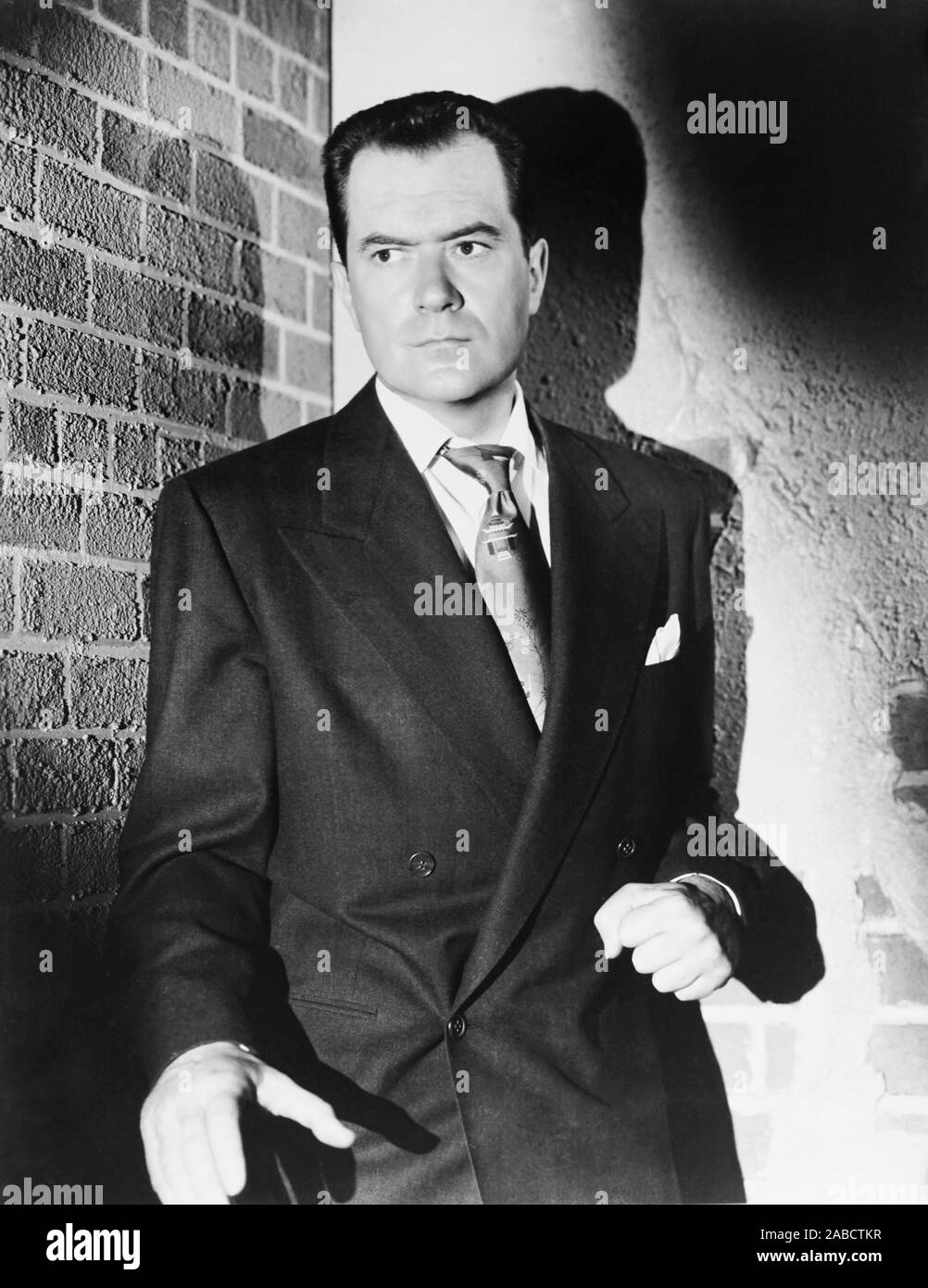 I WAS A COMMUNIST FOR THE FBI, Frank Lovejoy, 1951 Stock Photo - Alamy