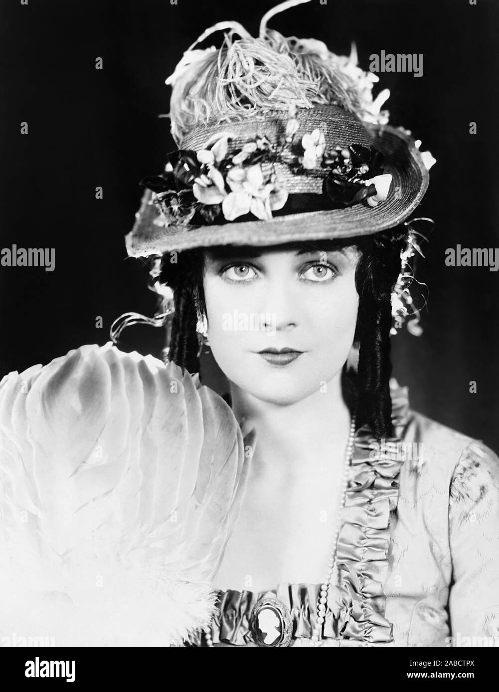 JAVA HEAD, Jacqueline Logan, 1923 Stock Photo - Alamy