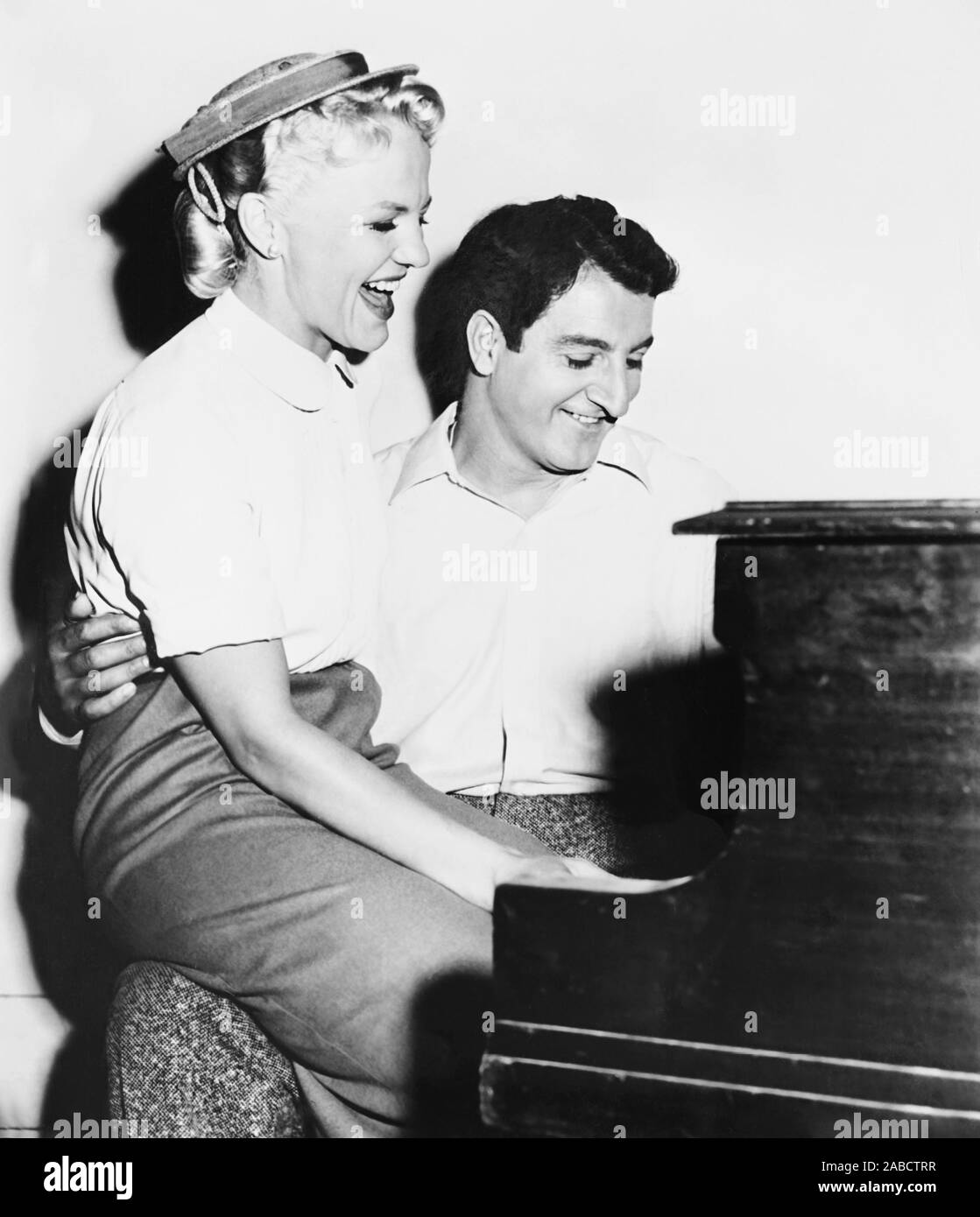 THE JAZZ SINGER, from left: Peggy Lee, Danny Thomas on set, 1952 Stock ...