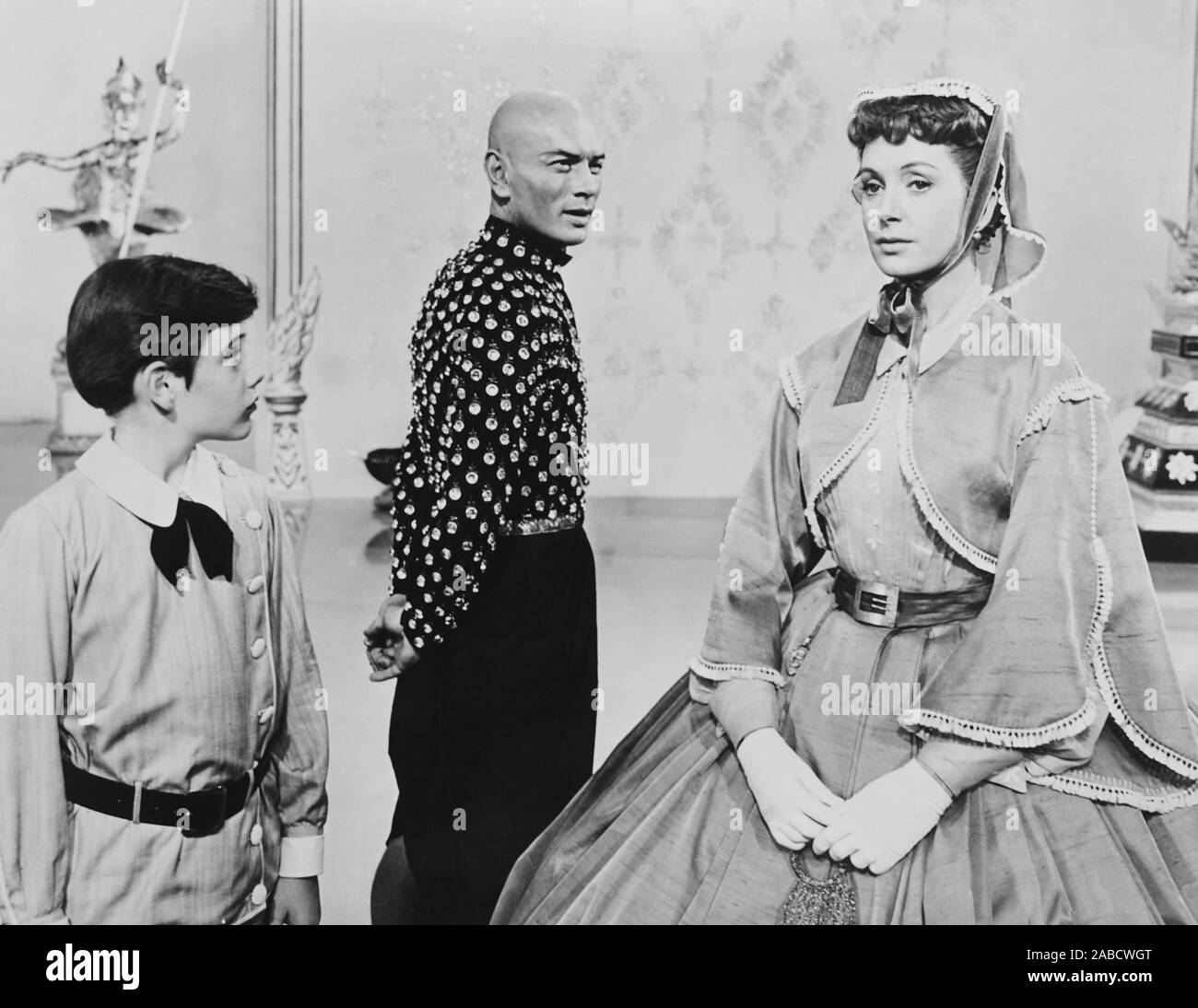 Deborah kerr yul brynner king Black and White Stock Photos & Images - Alamy