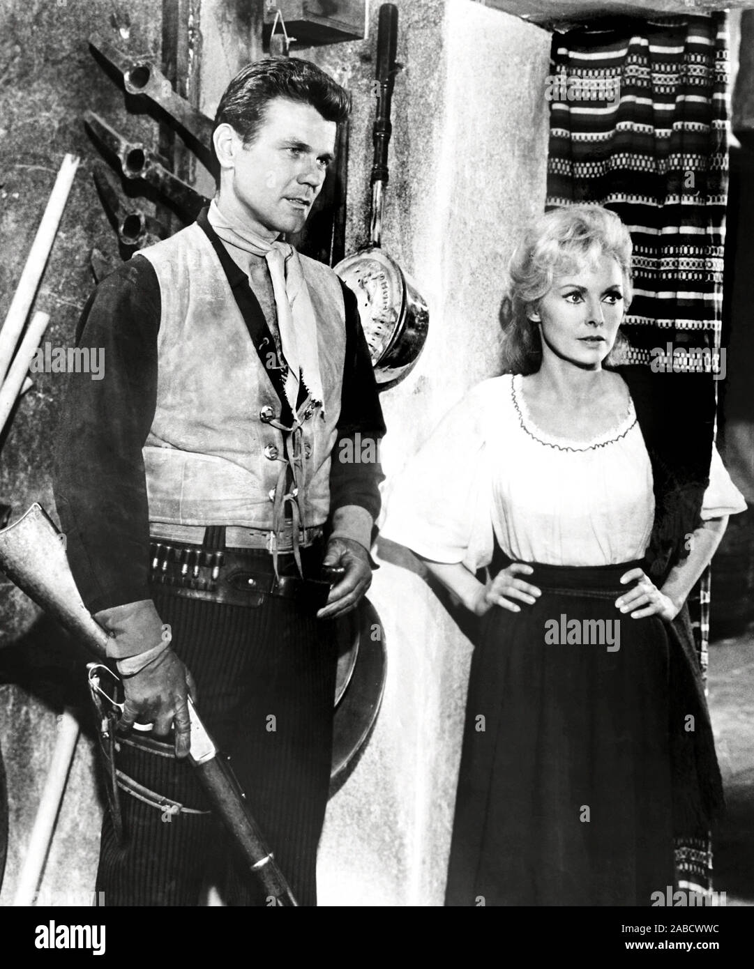 KID RODELO, from left, Don Murray, Janet Leigh, 1966 Stock Photo - Alamy