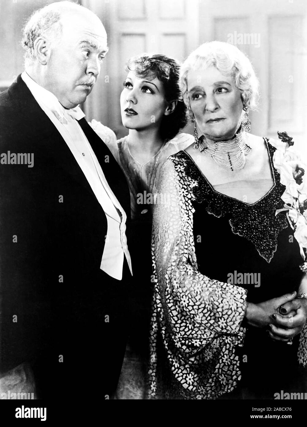 LADY FOR A DAY, from left, Guy Kibbee, Jean Parker, May Robson, 1933 ...