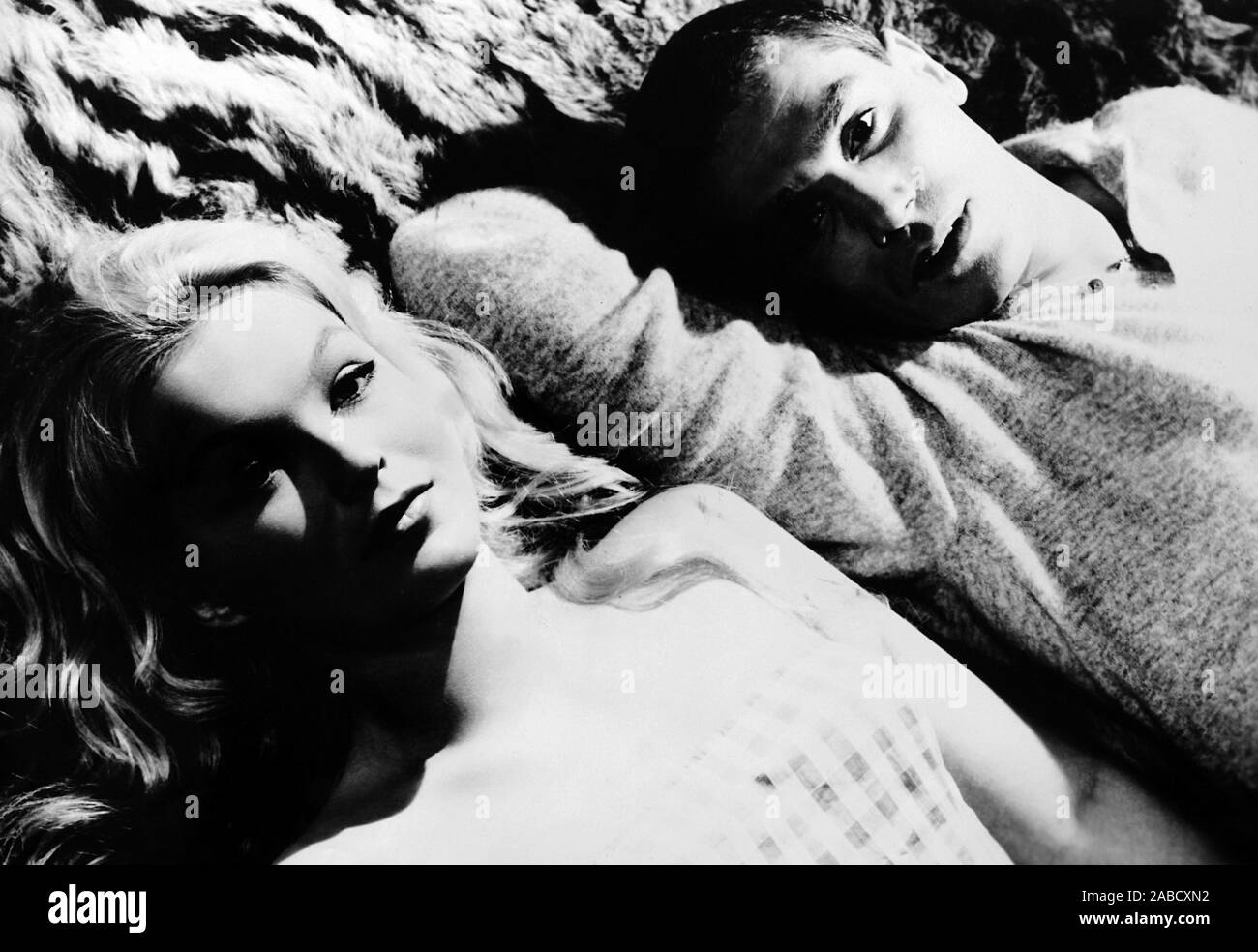 LES CANAILLES, (aka TAKE ME AS I AM, aka RIFF RAFF), from left, Marina ...