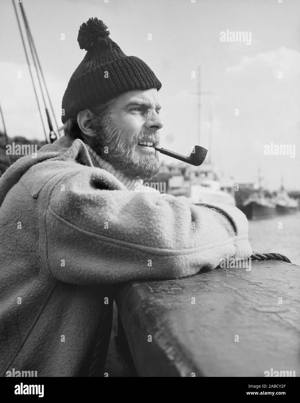 LEFT RIGHT AND CENTRE, Ian Carmichael, 1959 Stock Photo - Alamy