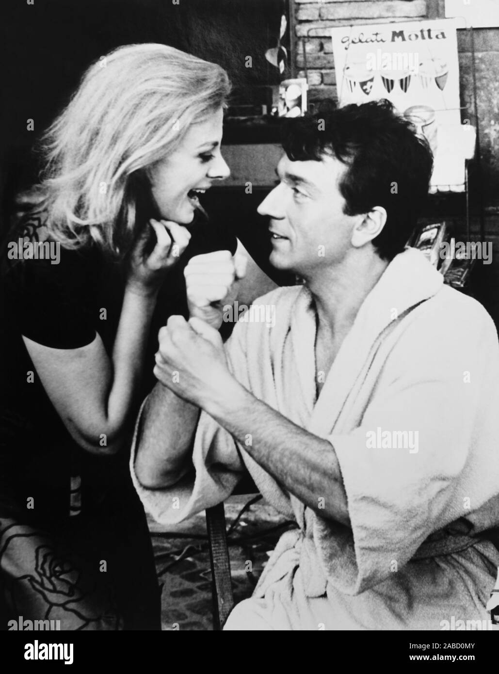 MALE COMPANION, (aka UN MONSIEUR DE COMPAGNIE), from left: Sandra Milo ...