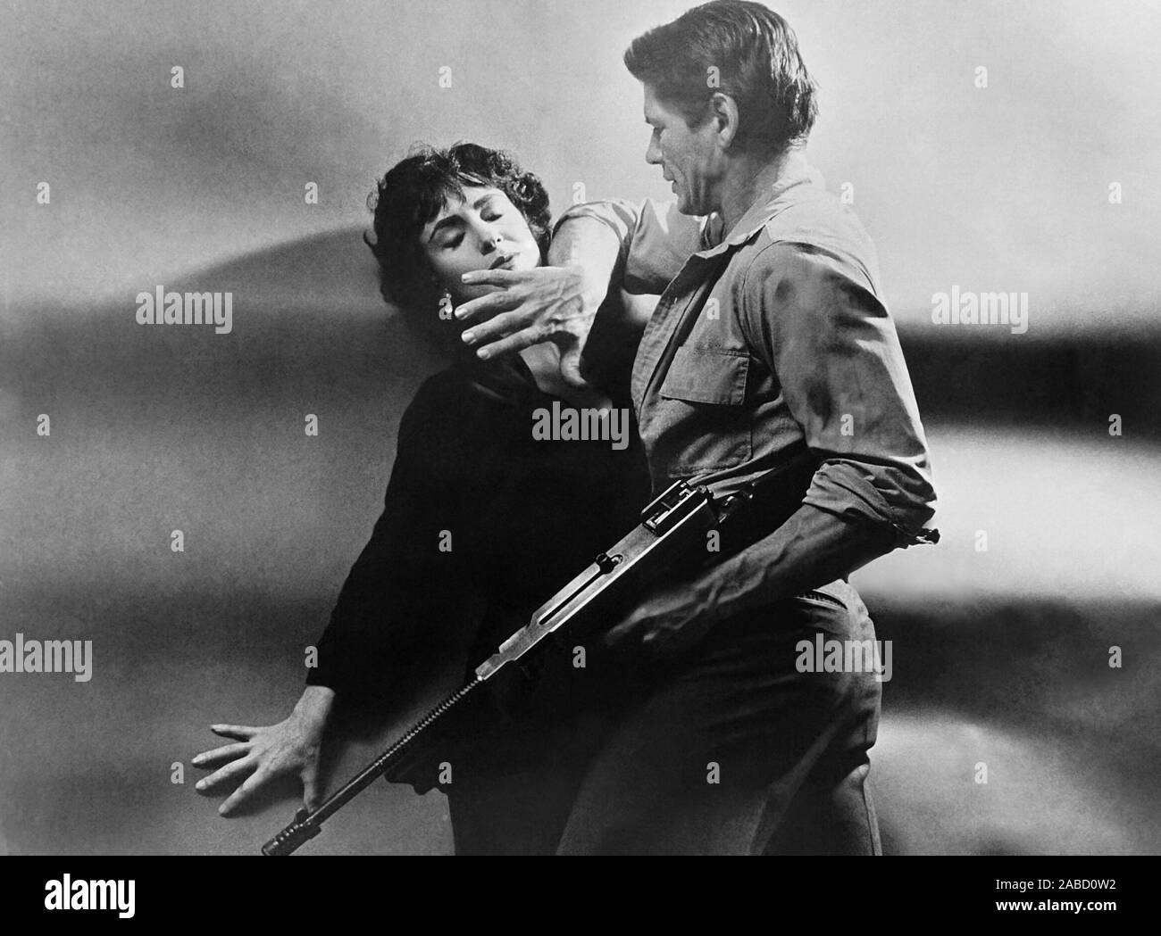 MACHINE-GUN KELLY, (aka MACHINE GUN KELLY), from left: Susan Cabot ...