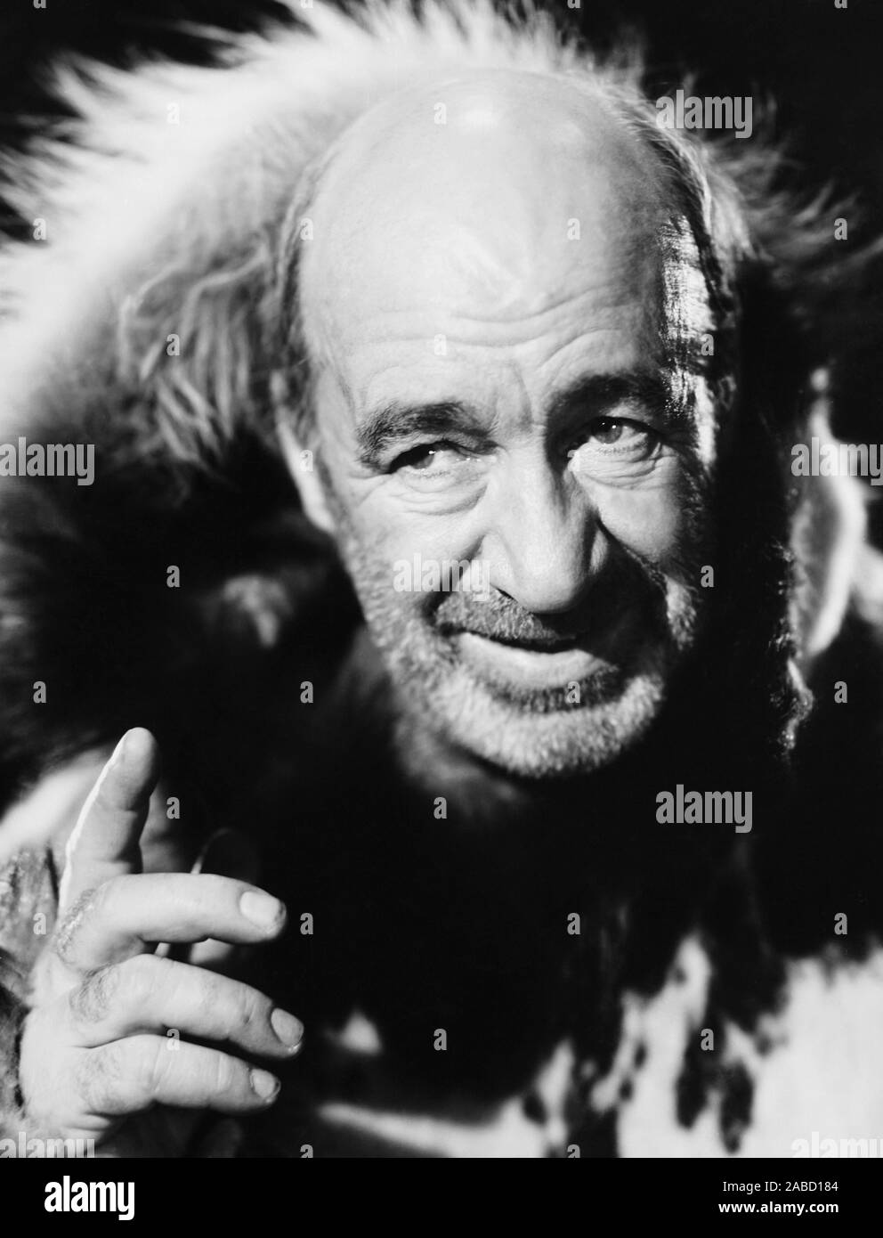 MAN OF TWO WORLDS, J. Farrell MacDonald, 1934 Stock Photo - Alamy