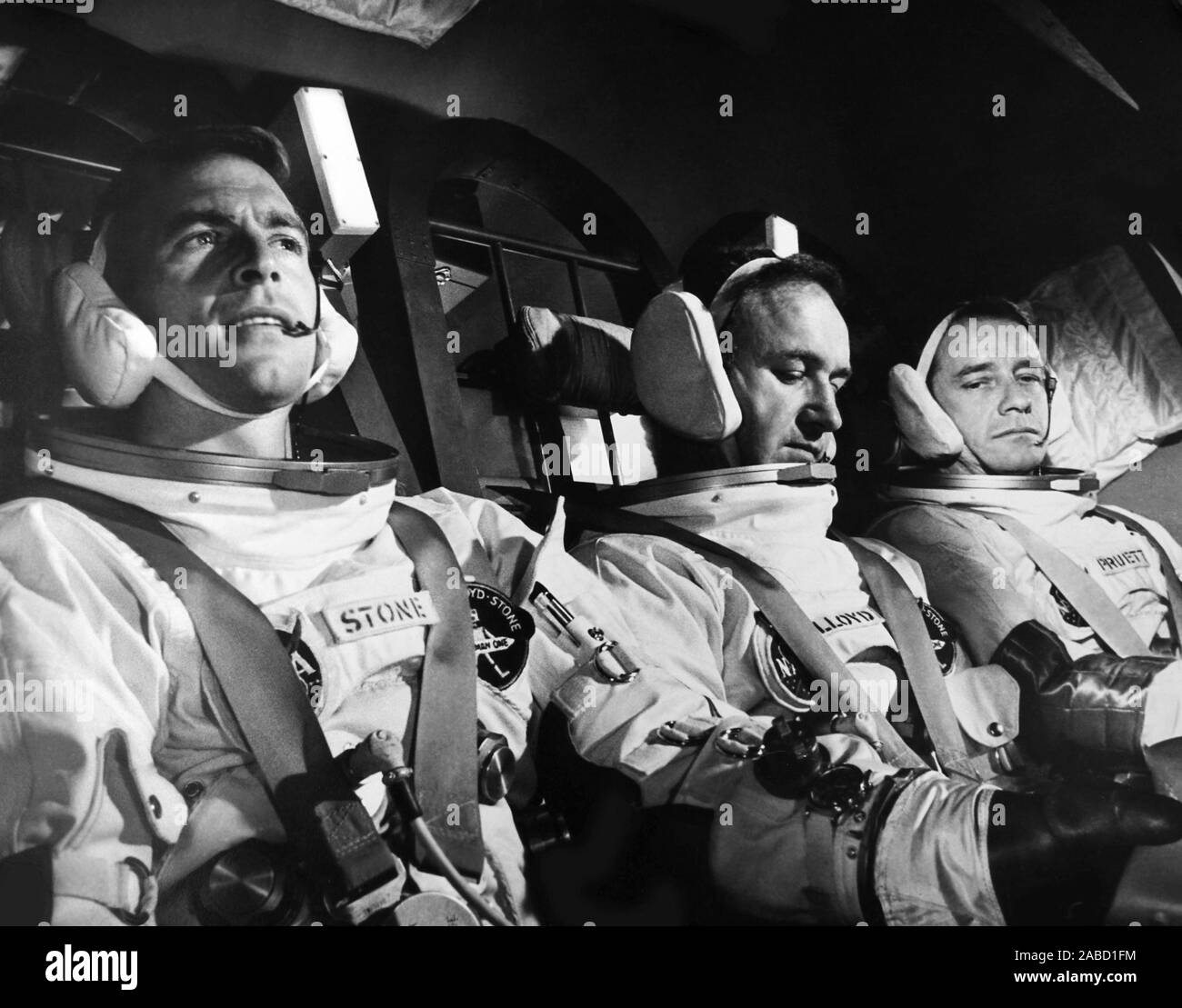 MAROONED, from left: James Franciscus, Gene Hackman, Richard Crenna ...