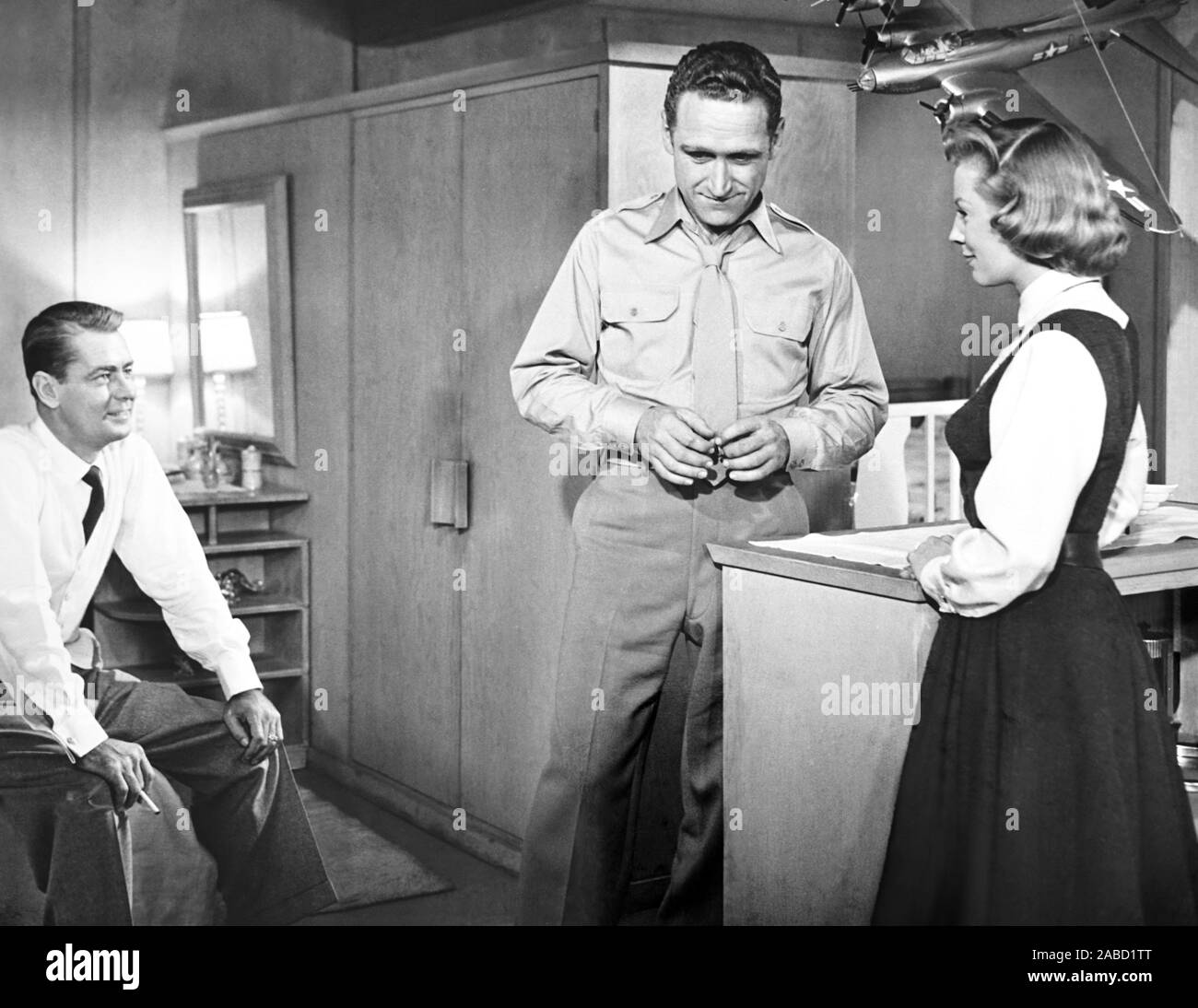 THE McCONNELL STORY, from left, Alan Ladd, James Whitmore, June Allyson ...