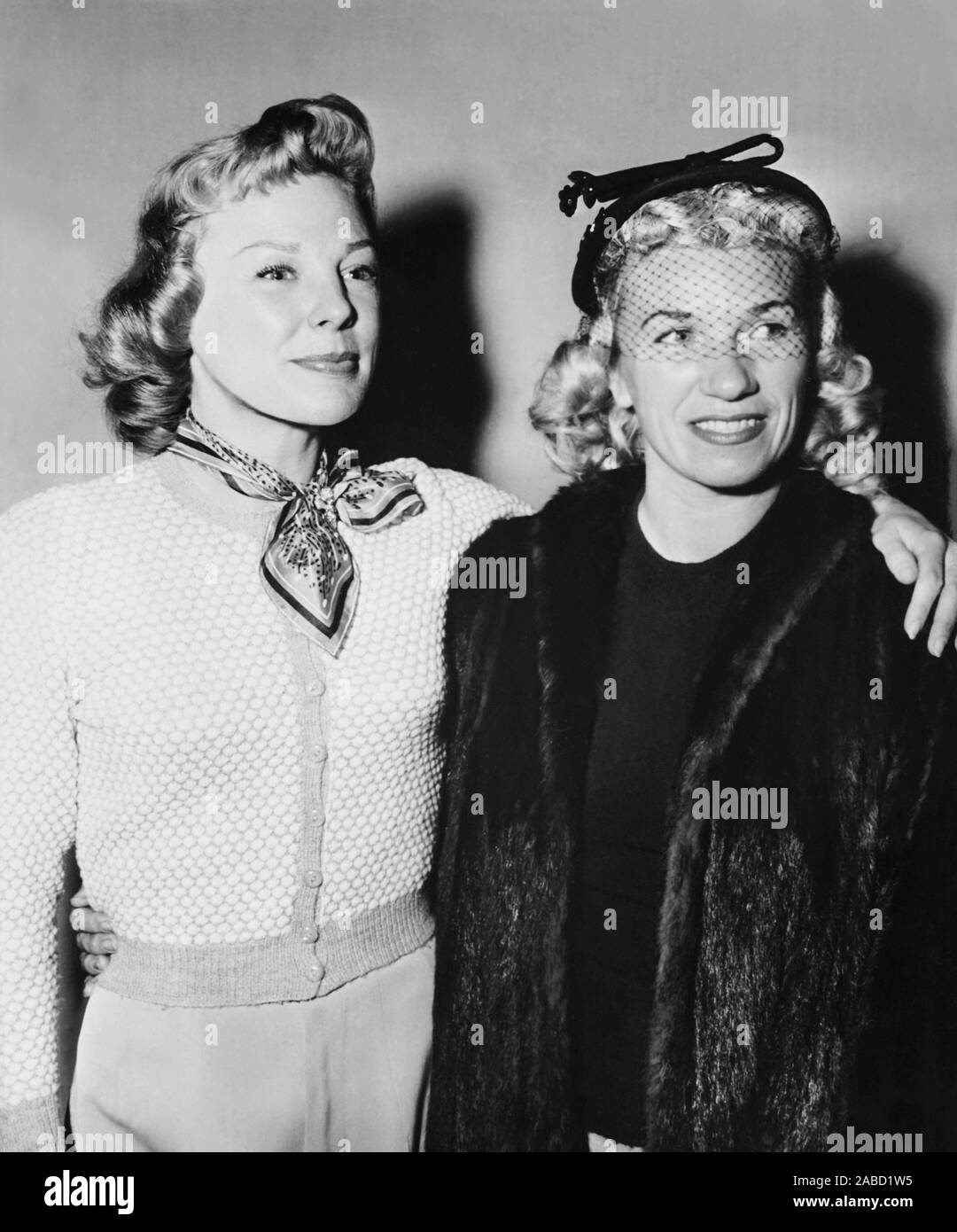 THE MCCONNELL STORY, from left: June Allyson with Pearl McConnell who ...