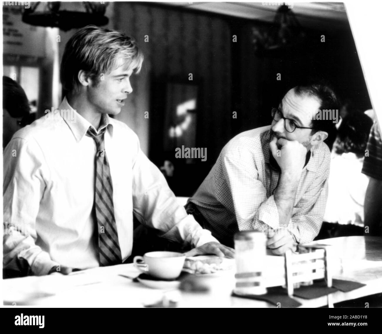 MEET JOE BLACK, from left, Brad Pitt, director Martin Brest, on-set ...