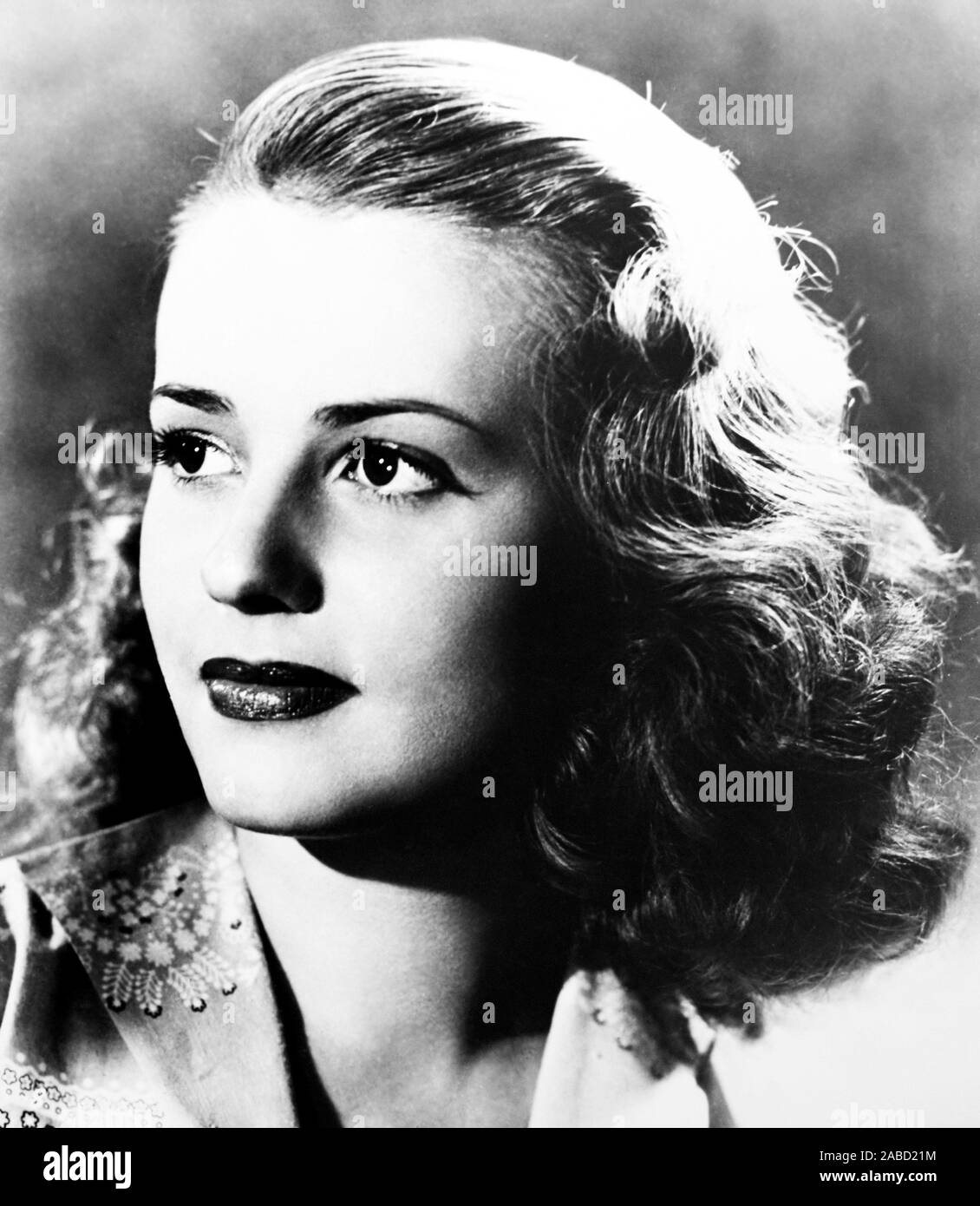 MEURTRES, (aka THREE SINNERS), Jeanne Moreau, 1950 Stock Photo - Alamy