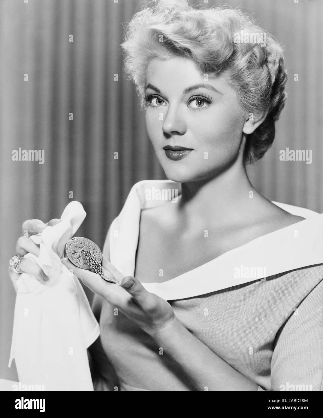 MIRACLE IN THE RAIN, Peggie Castle, 1956 Stock Photo - Alamy