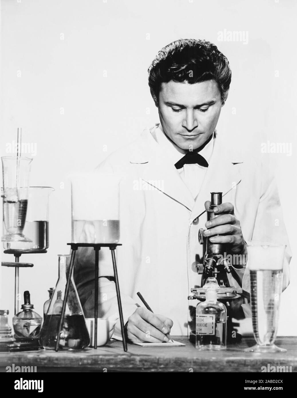 MR. SARDONICUS, (aka MISTER SARDONICUS), Ronald Lewis, 1961 Stock Photo ...