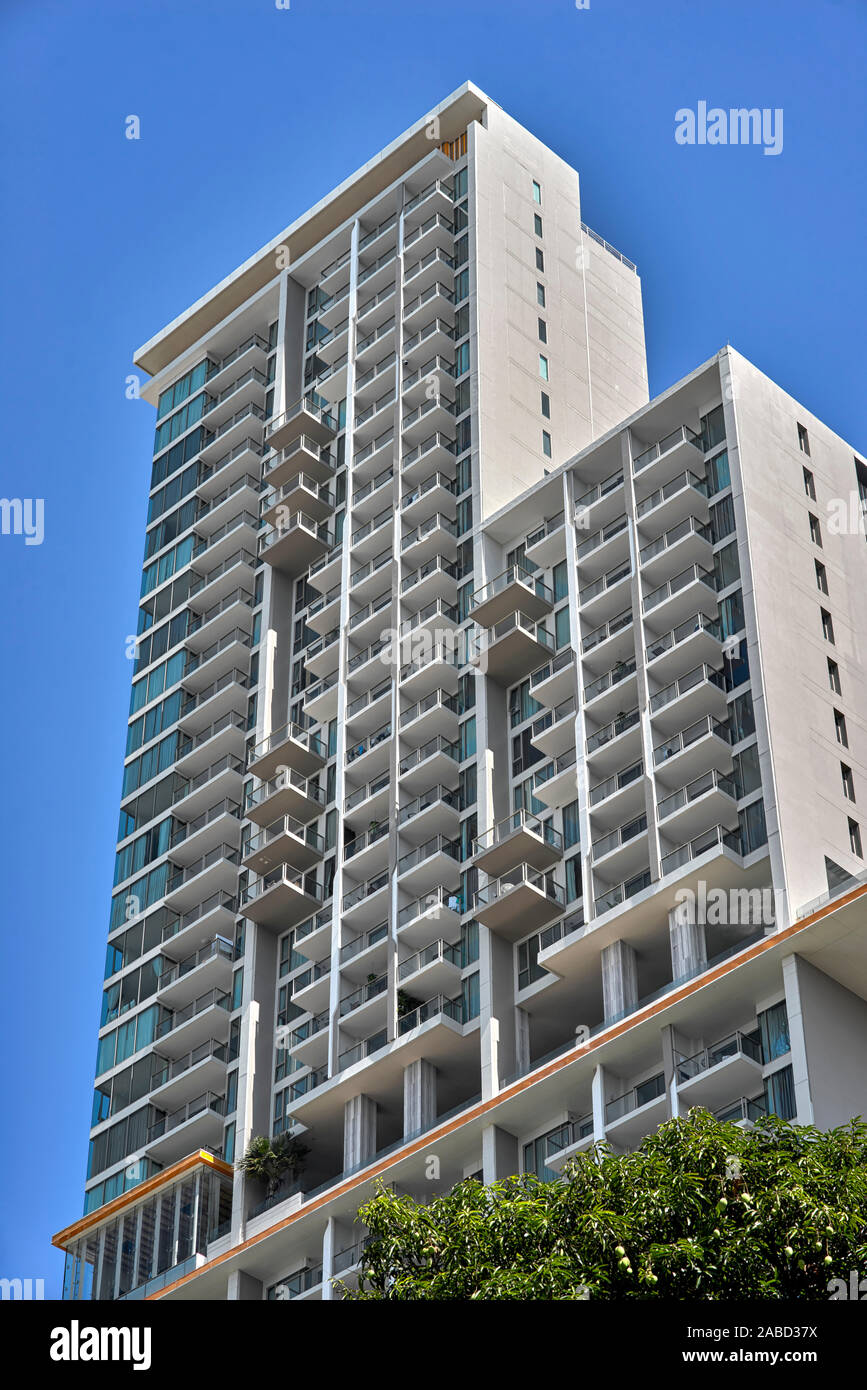 Block high hi-res stock photography and images - Alamy