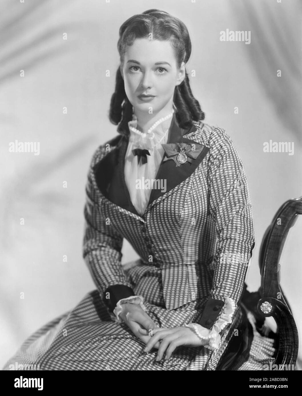 THE MUDLARK, Beatrice Campbell, 1950, TM & Copyright © 20th Century Fox ...