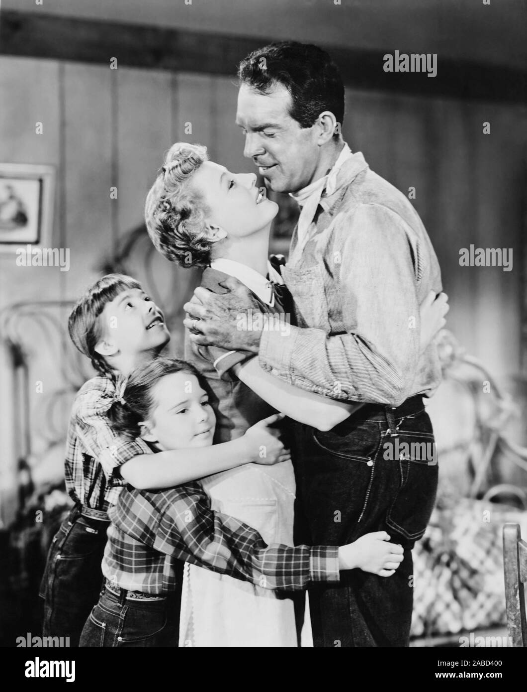 NEVER A DULL MOMENT, from left: Natalie Wood, Gigi Perreau, Irene Dunne ...